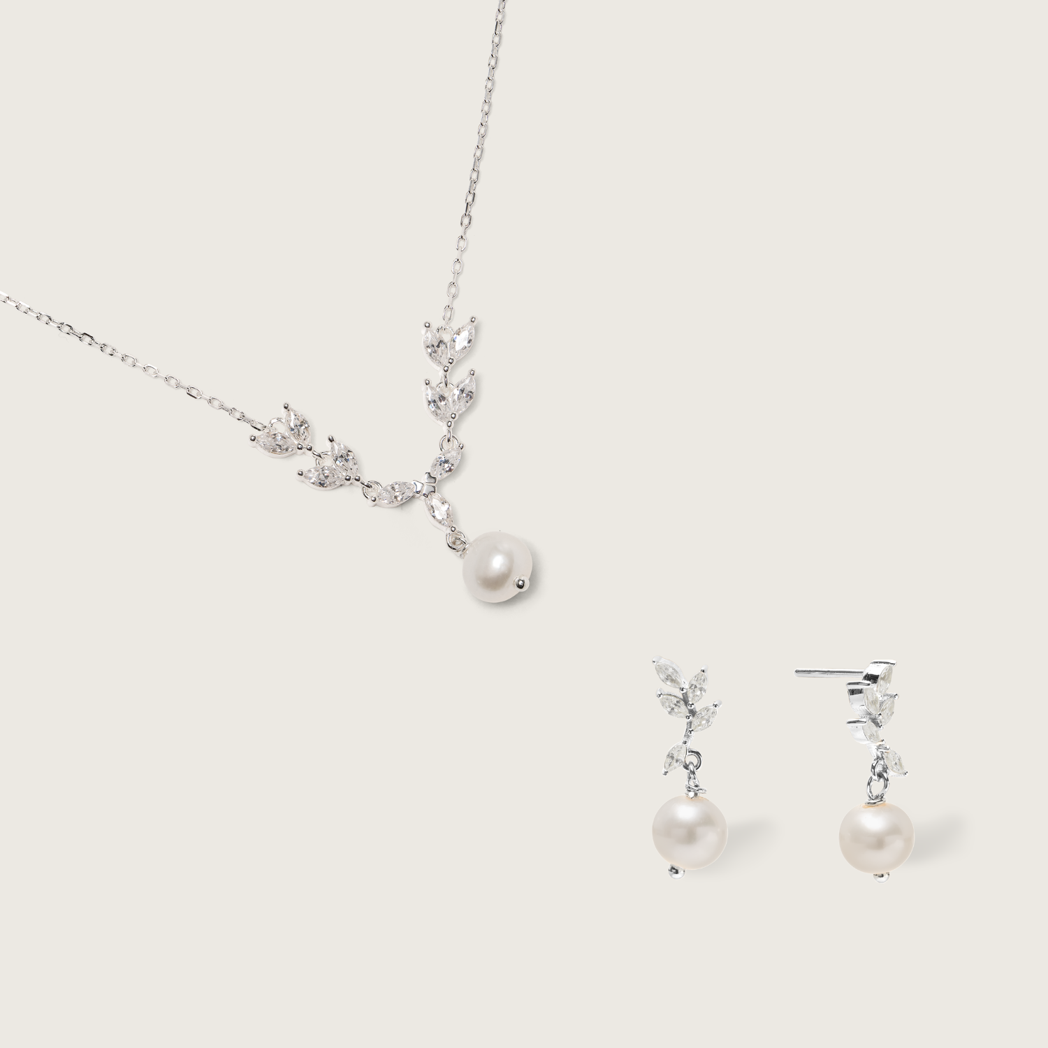 EmilysWorld Silver Evervine Necklace and Earrings Set